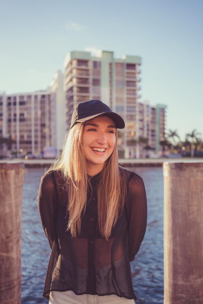 Chloé McNeil 2 – Rivet Ferole